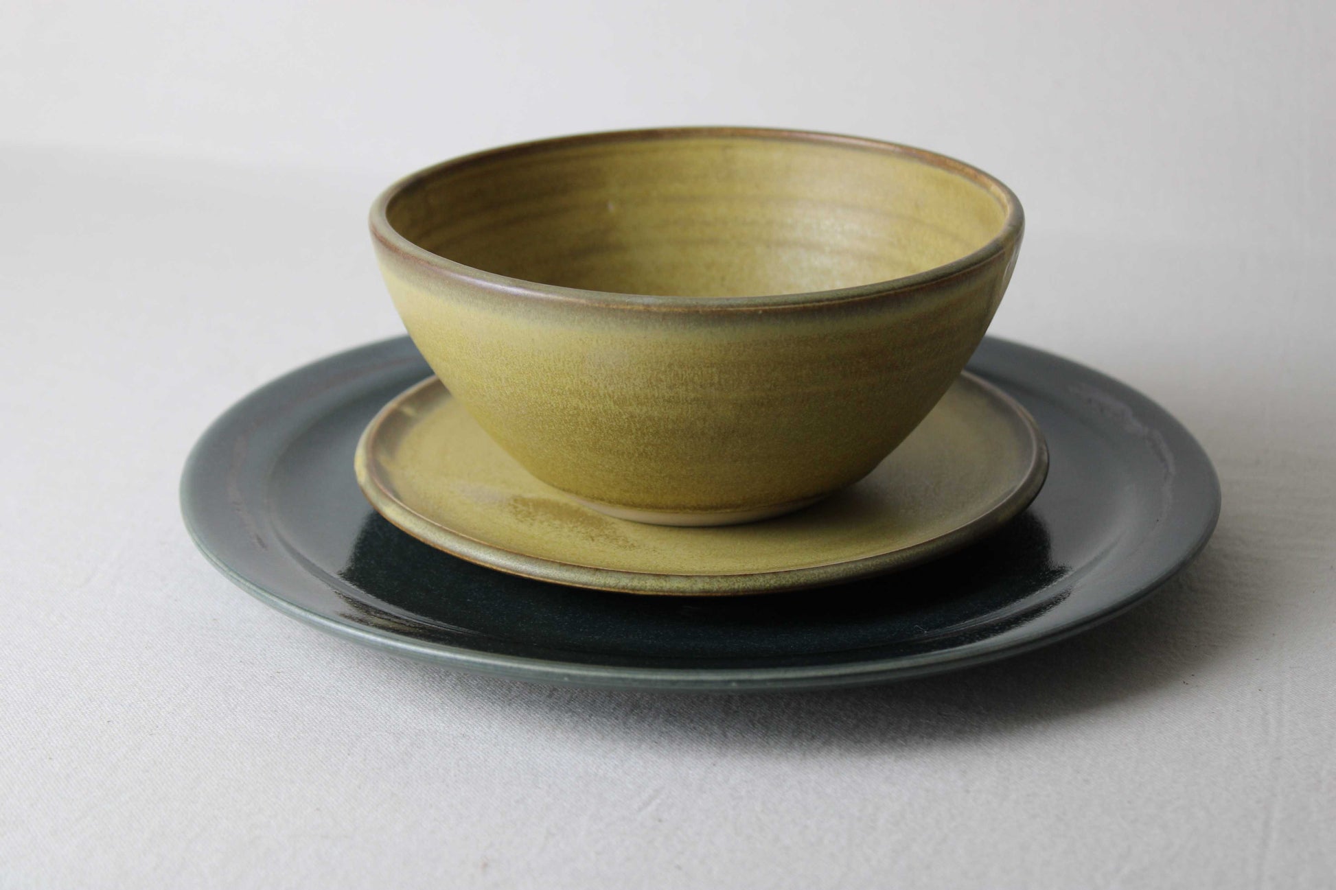 Thrown Gold Cereal Bowl – Iona Ceramics